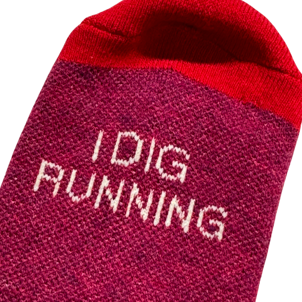 Alex Zono Feet Huggers "I Dig Running" - Purple – Progress Running Club